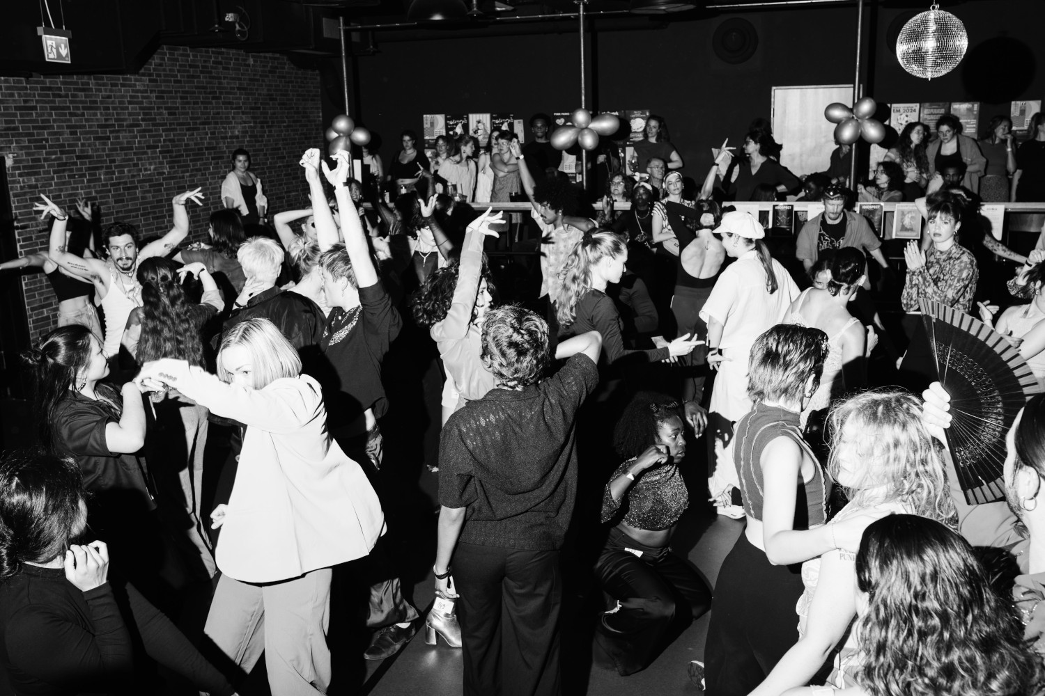 Fonds Respect: Discover - das einzige Waacking Event der Schweiz — GAY ...