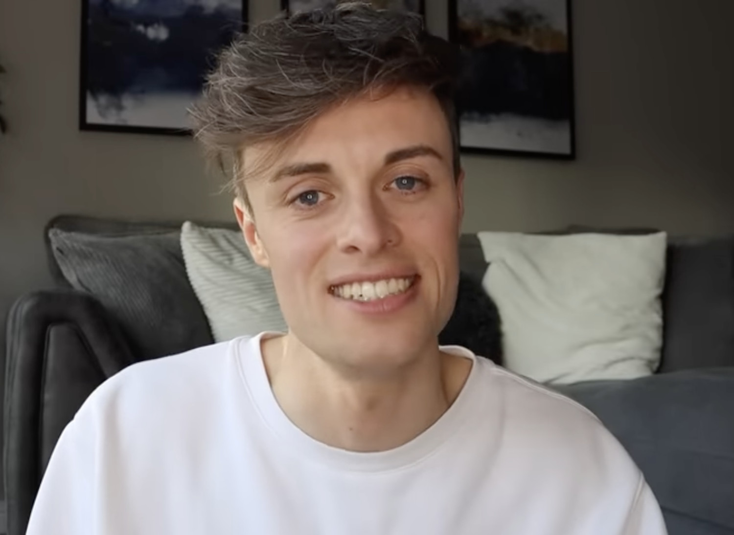 Watch: Children's BBC-Moderator und YouTuber Joe Tasker hat sein Coming ...