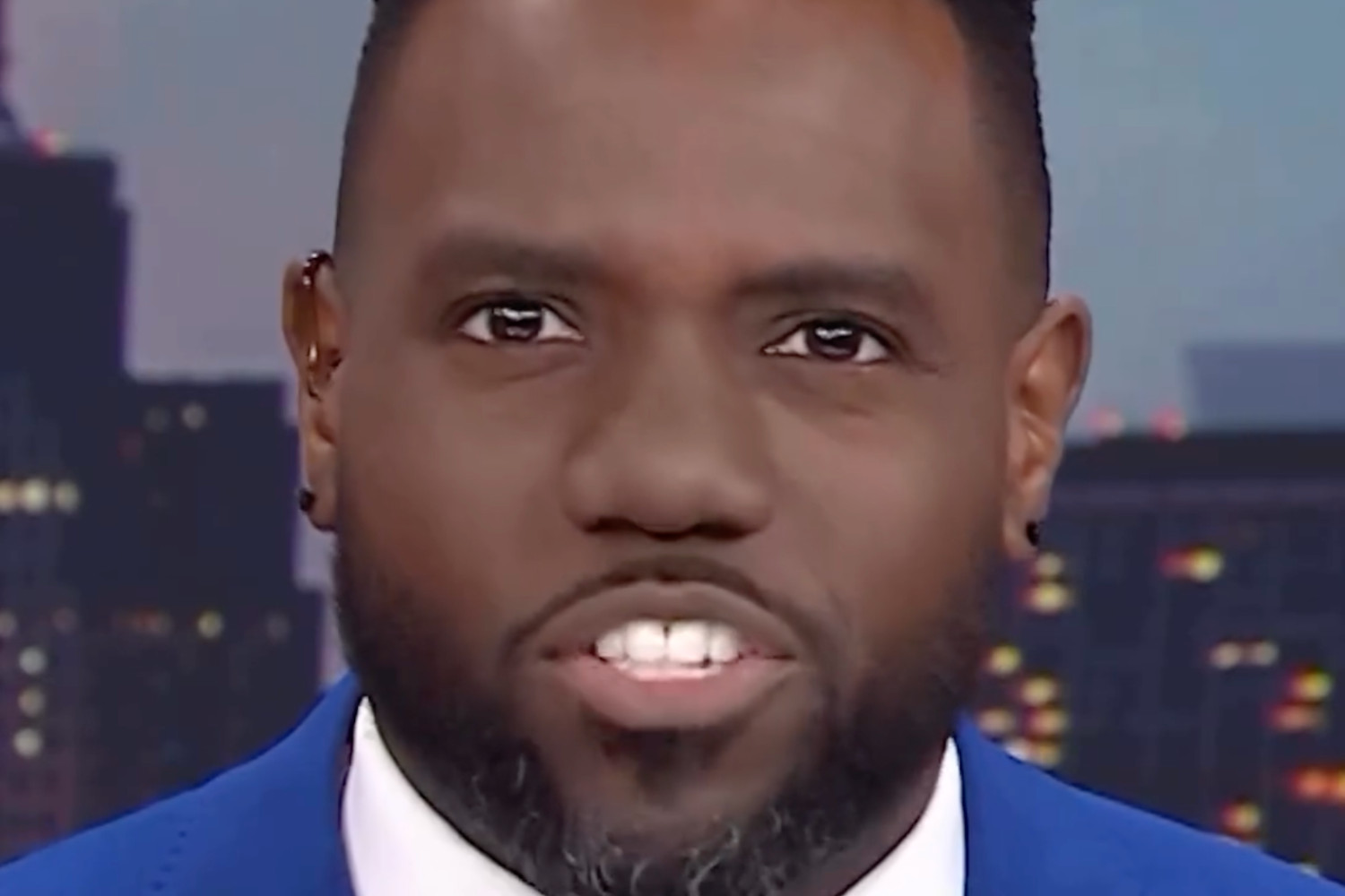 Watch: Fernsehmoderator hat sein Coming Out im Live-TV — GAY.CH · Alles ...