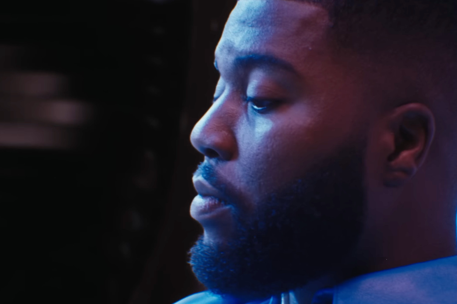 Watch: Khalid hat sein - unfreiwilliges - Coming Out — GAY.CH · Alles ...