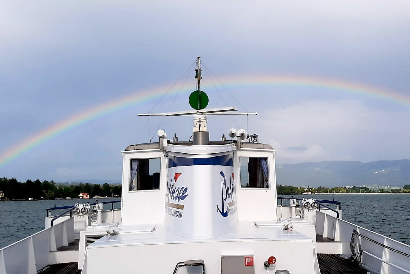 Summer Pride Boat — GAY.CH · Alles bleibt anders!